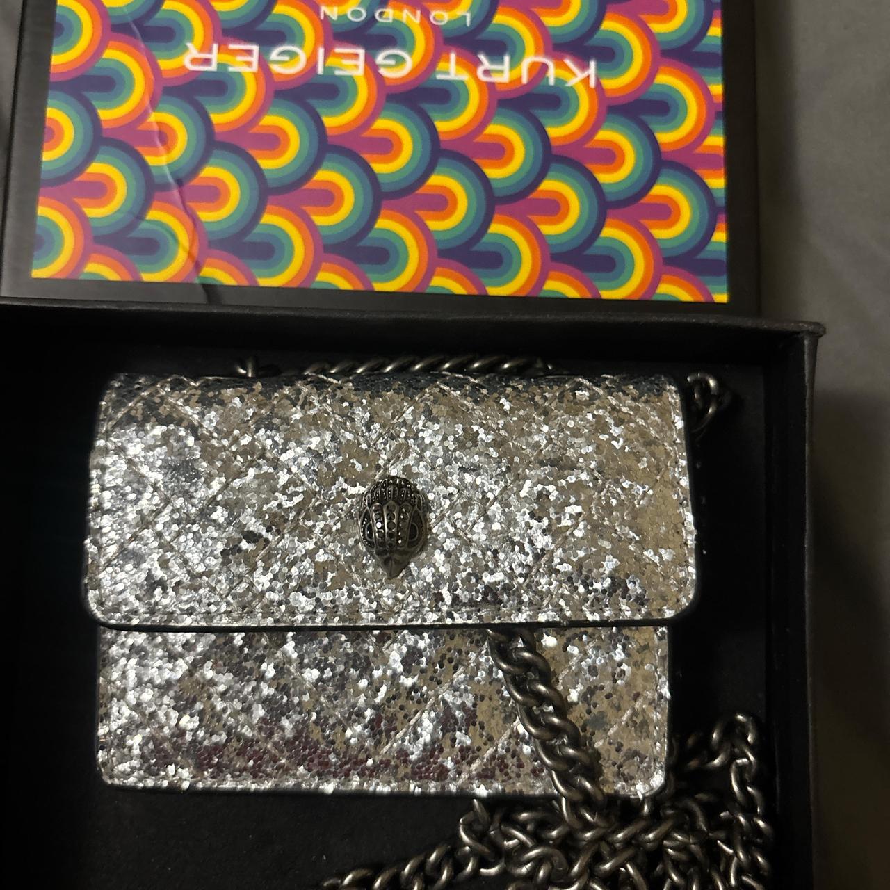 kurt purse only worn twice ! | Depop