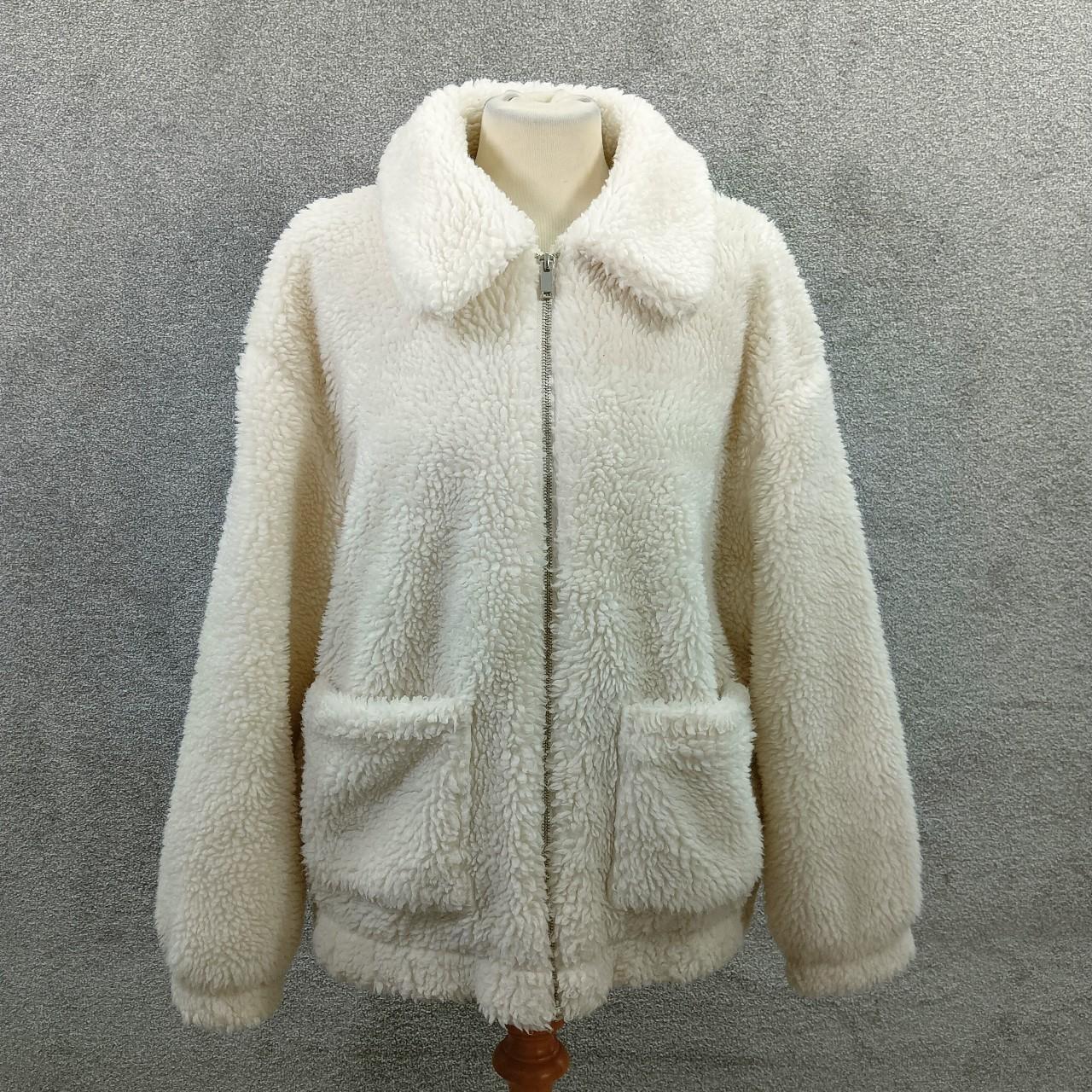 New Look Women's Cream Jacket | Depop