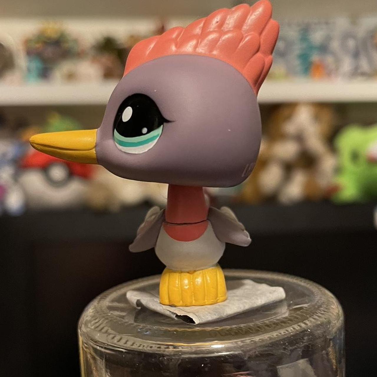 Littlest pet shop LPS #2131 Purple woodpecker - Depop