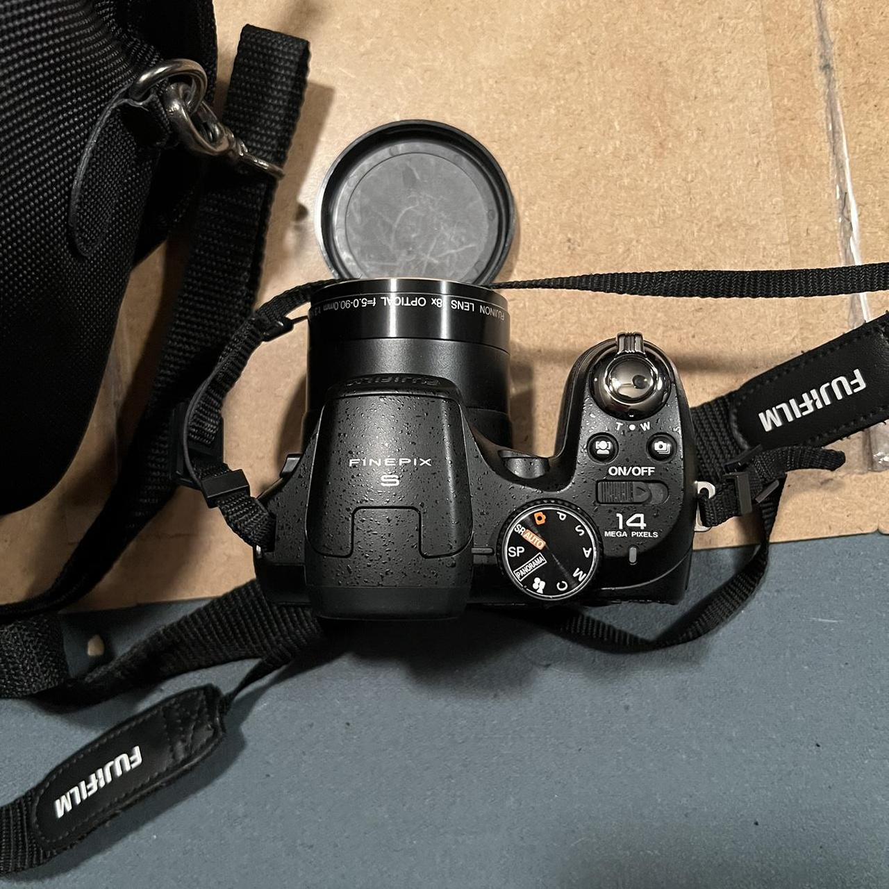 Fuji film fine pix s 14mp digital camera with... - Depop