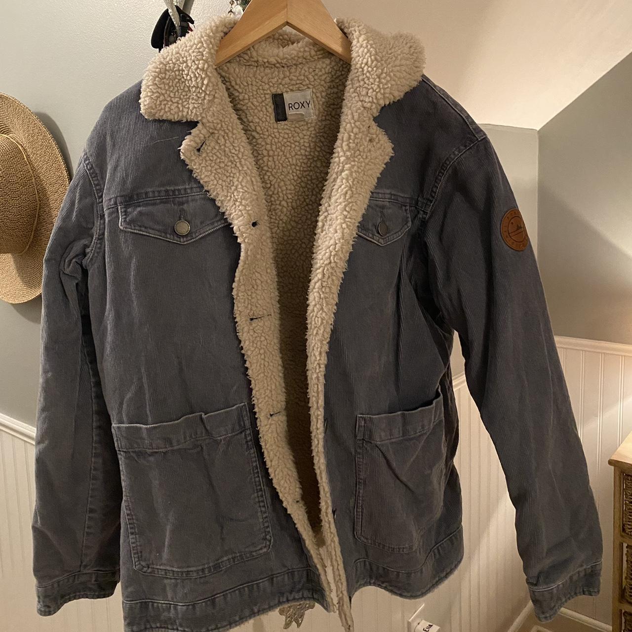 Light Blue Roxy Jacket no major flaws super warm - Depop