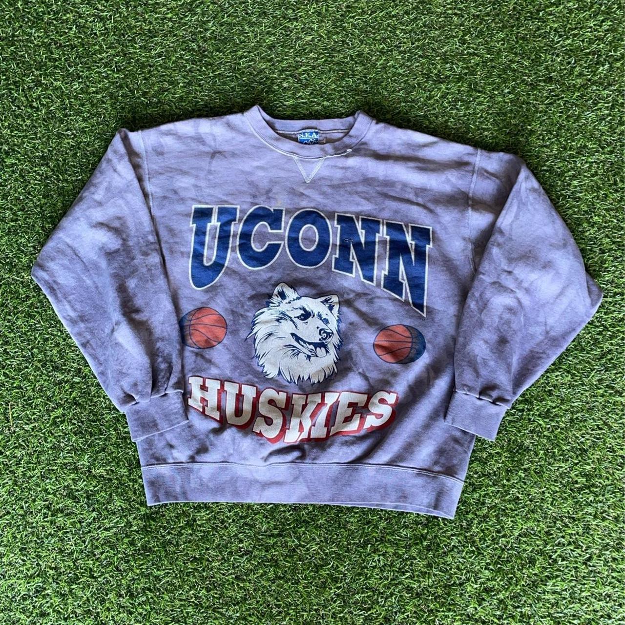 Vintage UConn Huskies Crew neck - Depop
