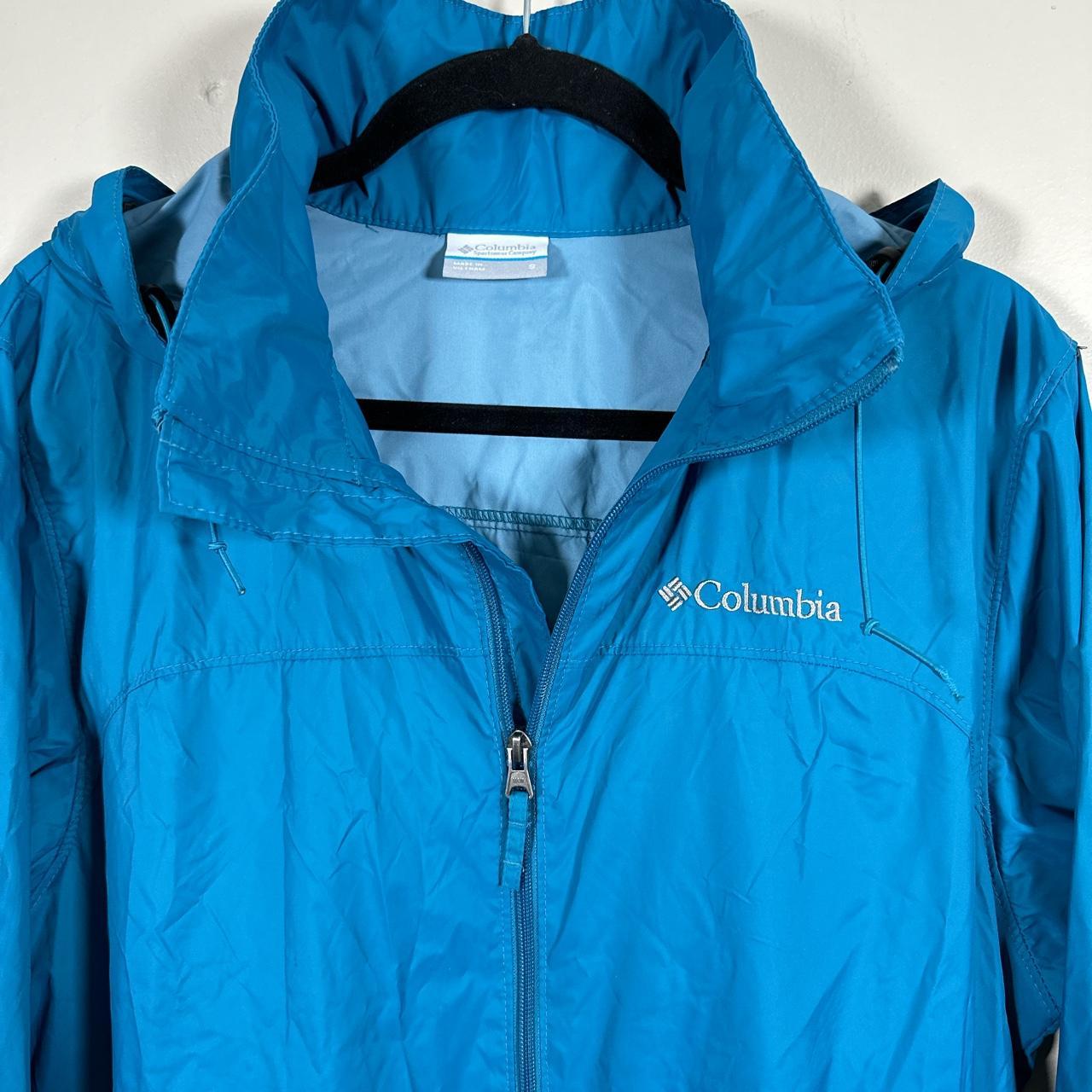 Columbia Hooded Lightweight Rain Jacket, S 22 x 28,... - Depop