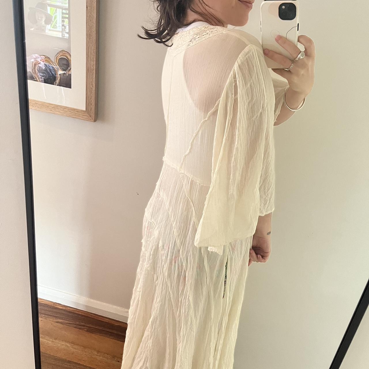 Beautiful kimono, crepey-linen material Perfect for... - Depop