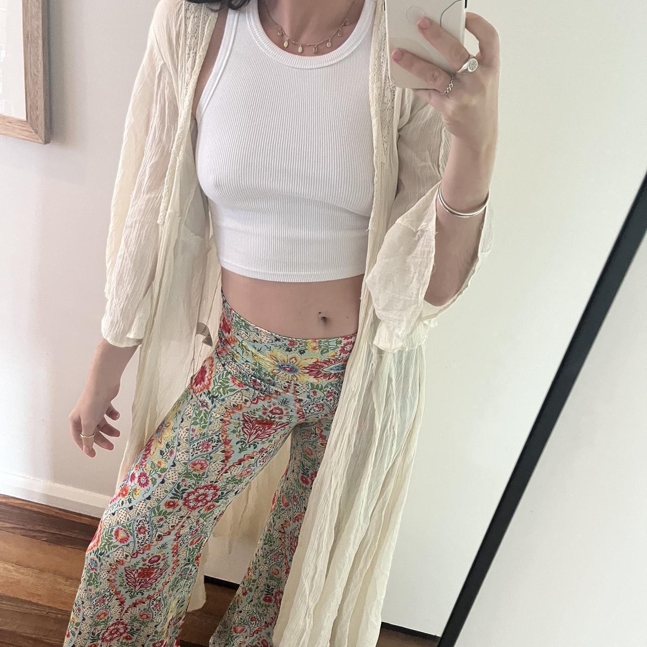 Beautiful kimono, crepey-linen material Perfect for... - Depop