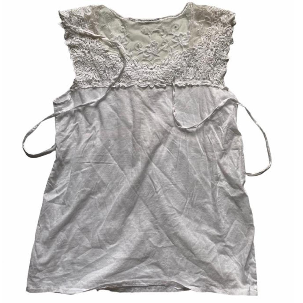 dainty lace top from “target” cotton + nylon size... - Depop