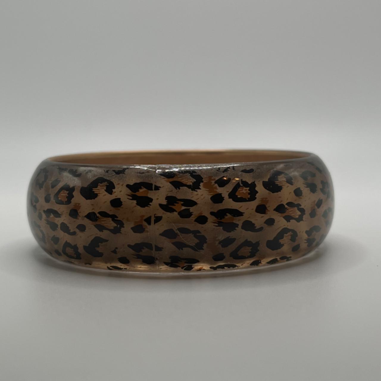 EARLY 2000s LEOPARD BANGLE BRACELET *ੈ ‧₊˚ ONLY... - Depop
