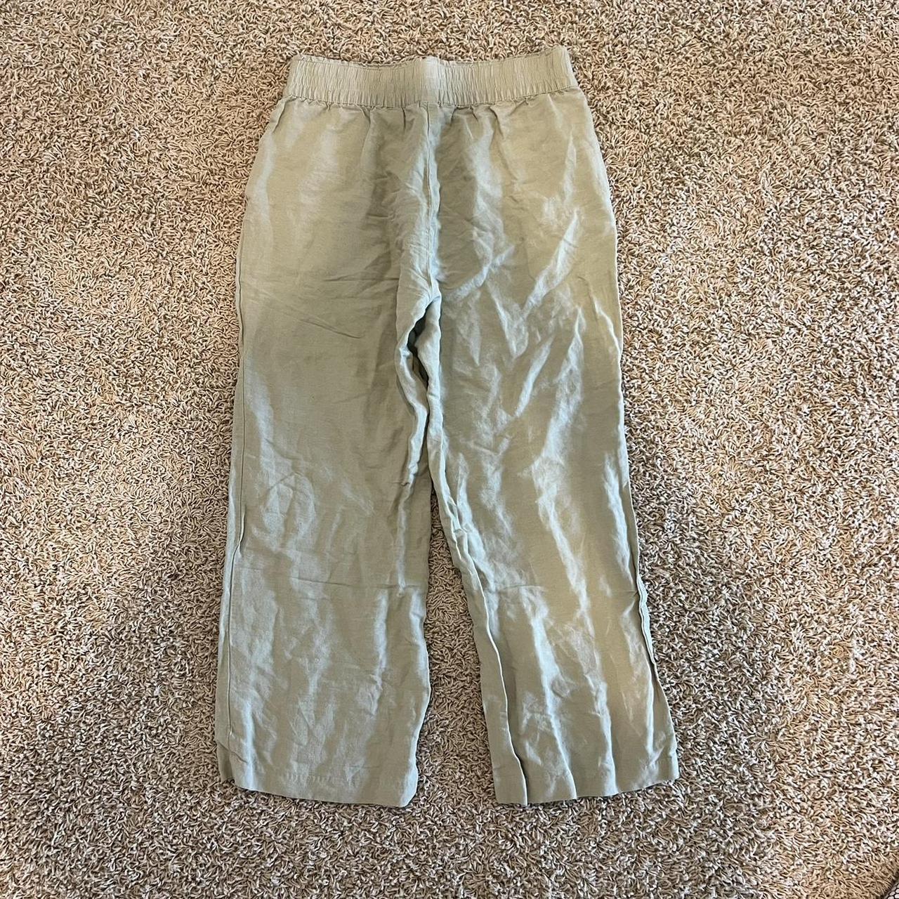 h&m green flowy pants — perfect for the beach! - Depop