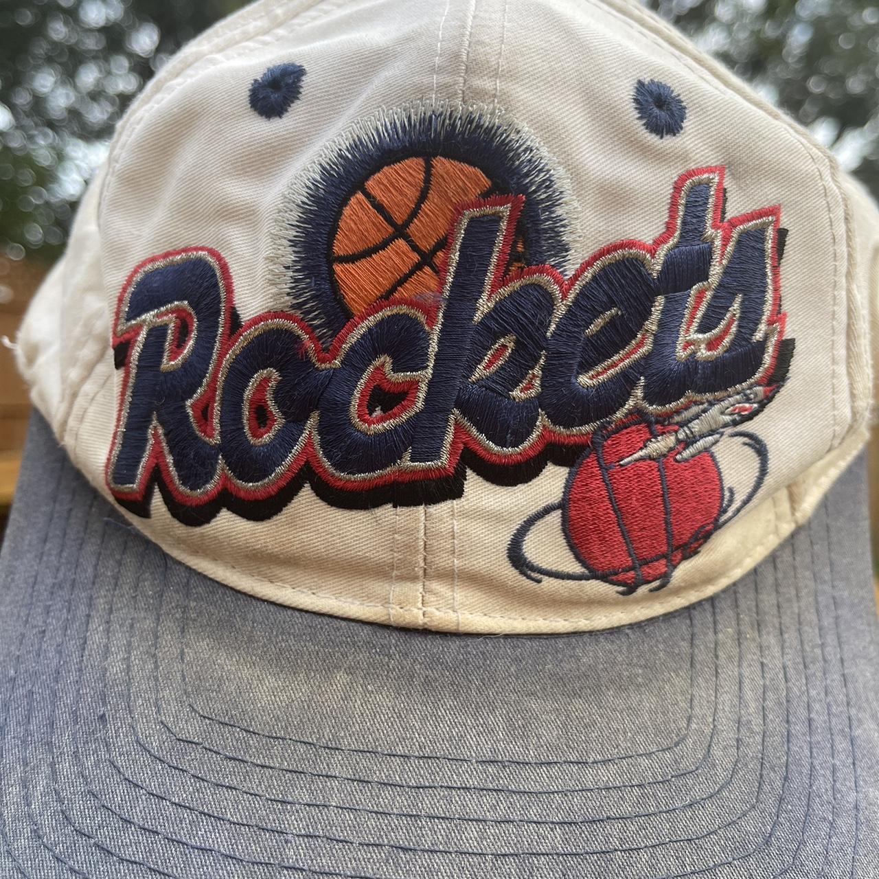 VINTAGE/RETRO HOUSTON ROCKETS hat 100% between... - Depop