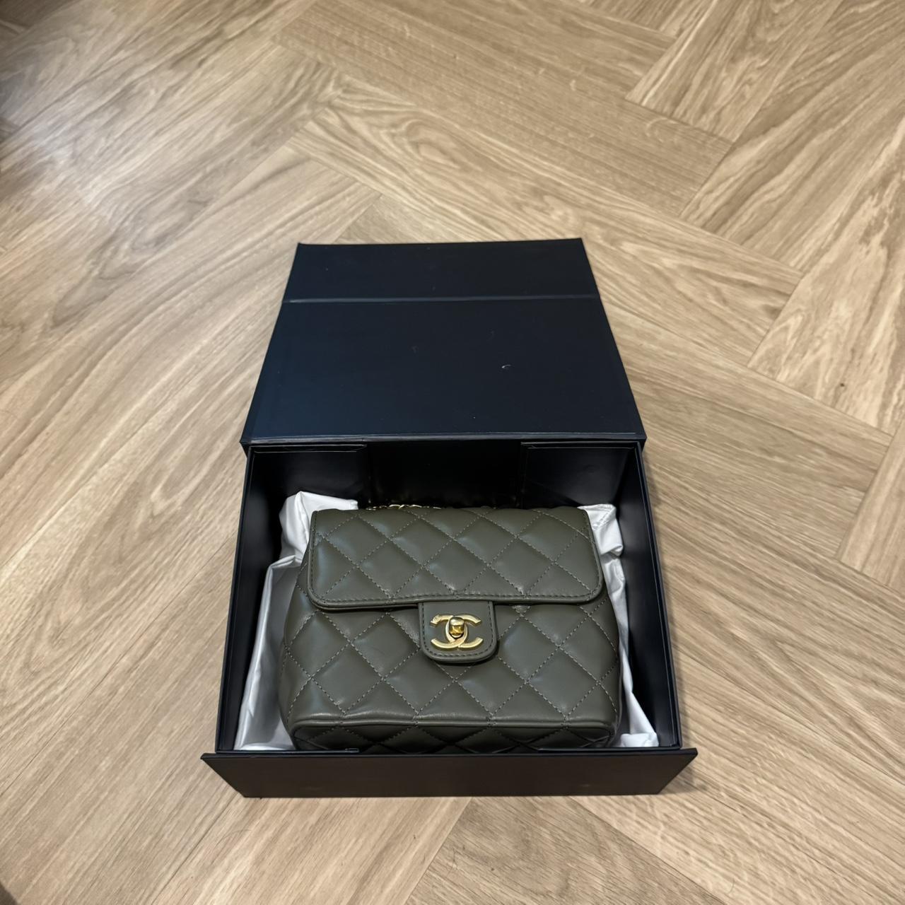 Chanel bag Such a cute mini bag but I just don’t... | Depop