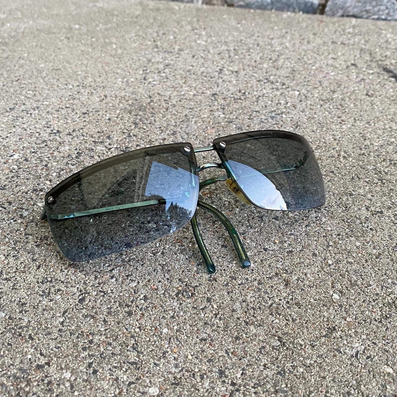 Gucci by Tom Ford 2003 Rimless Green Crystal | Depop Gucci by Tom Ford 2003 Rimless Green Crystal | Depop