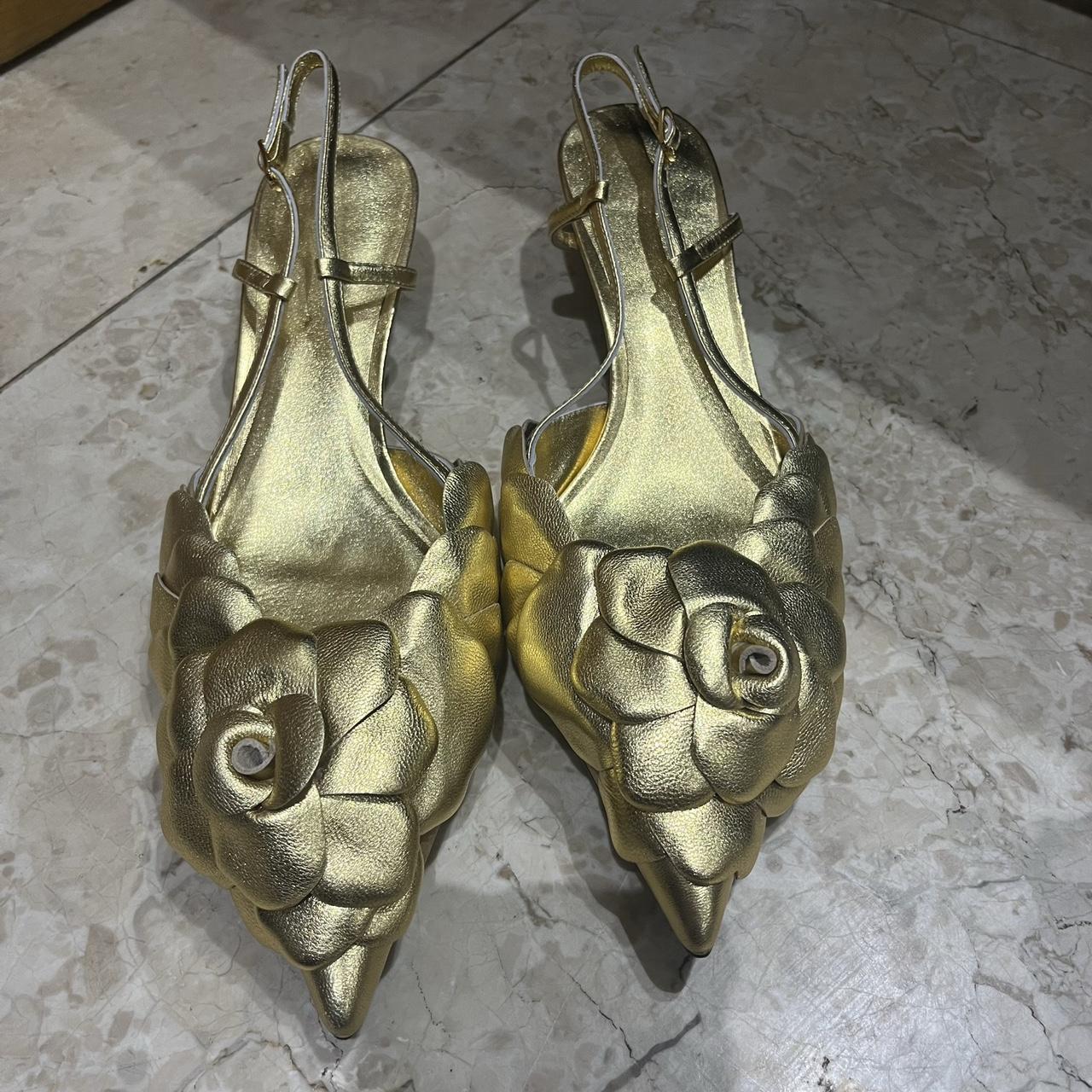 gold mini heal rose size 43 - Depop