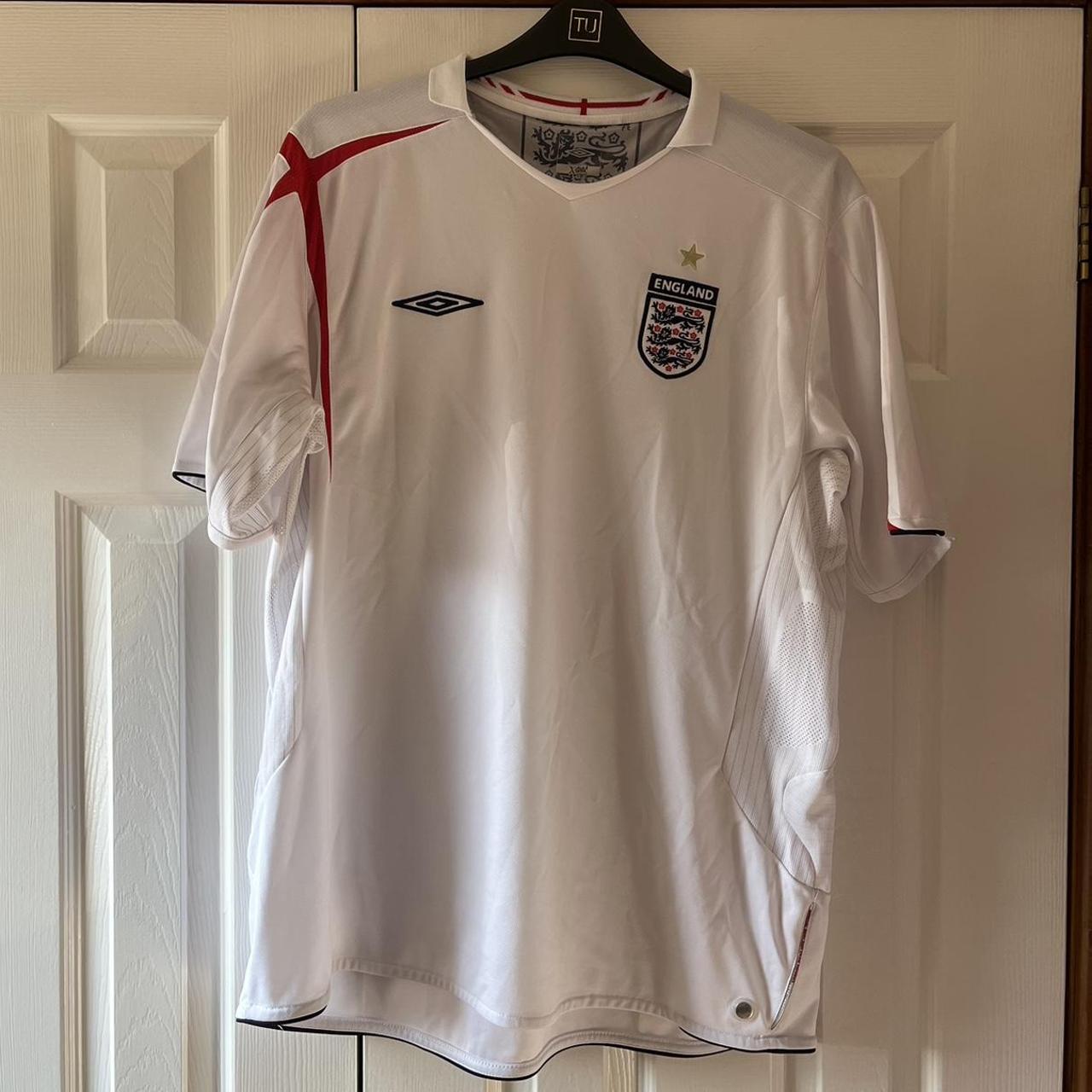 vintage england 2004-2006 home kit in really nice... - Depop