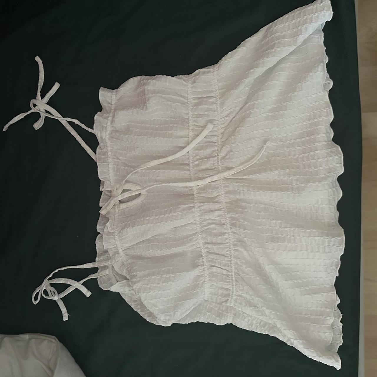 White primark cami / sleeveless crop top #primark... - Depop