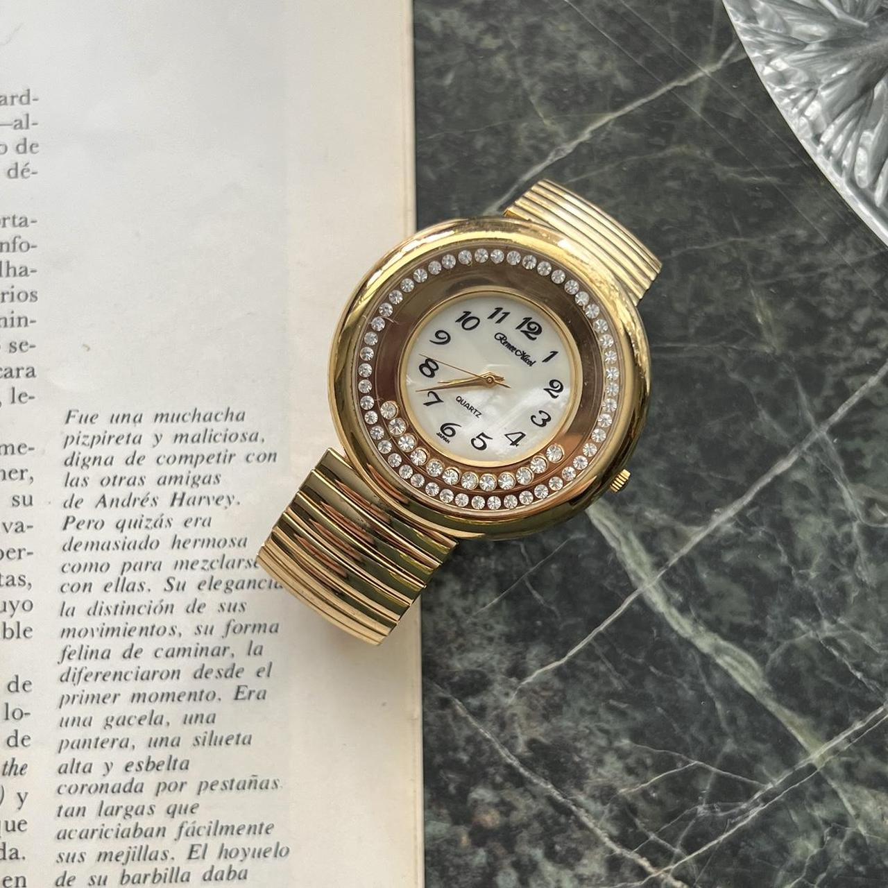 Vintage Gold Tone Stretch Watch In good condition... - Depop