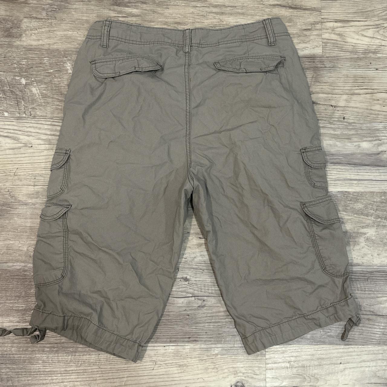 PLUGG CARGO SHORTS🔌 super comfy pair size 33 waist - Depop