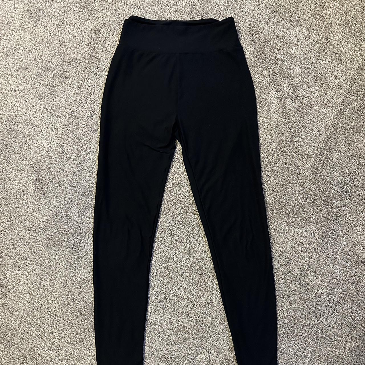 One size (2-10) LuLaRoe solid black leggings So so... - Depop