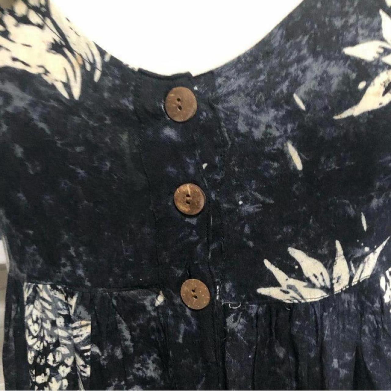 Pineapple Moon hippie boho white navy blue floral... - Depop