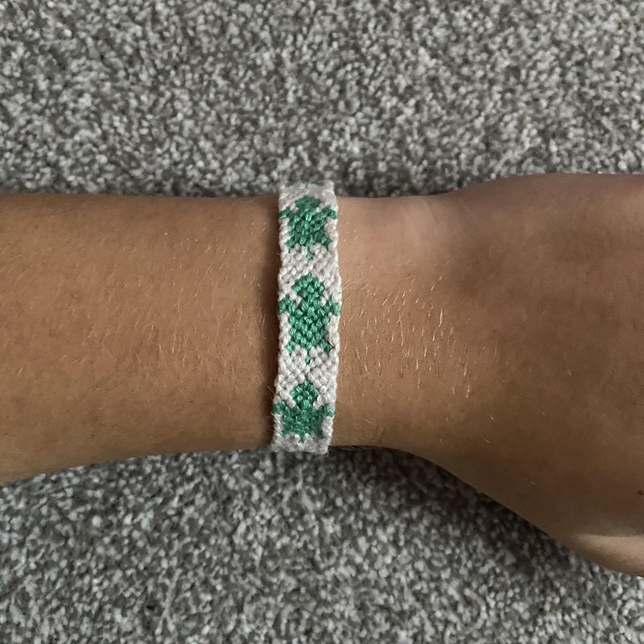 turtle friendship bracelet - friendship bracelet -... - Depop