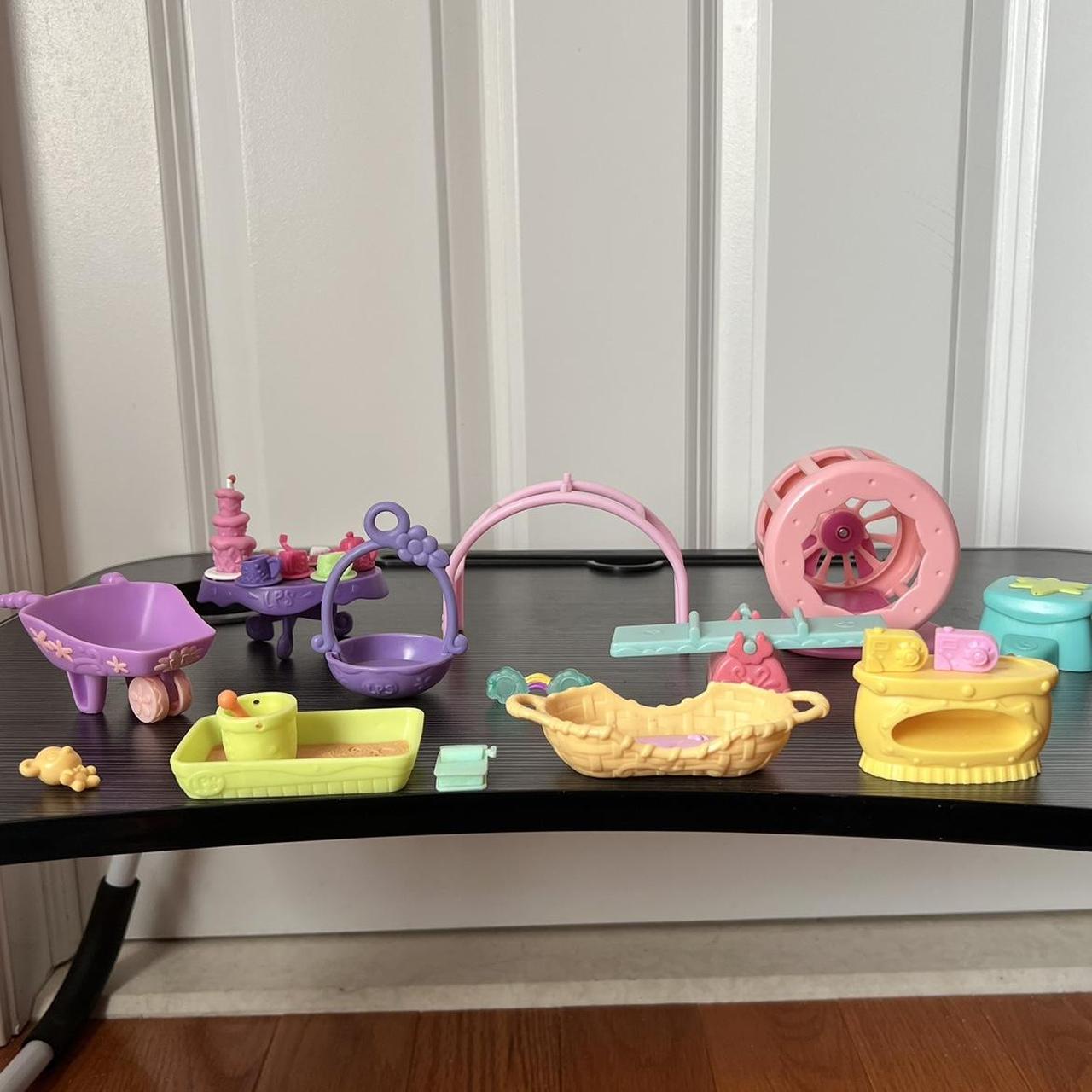 LPS Furniture & Accessory Lot Used, in good... - Depop