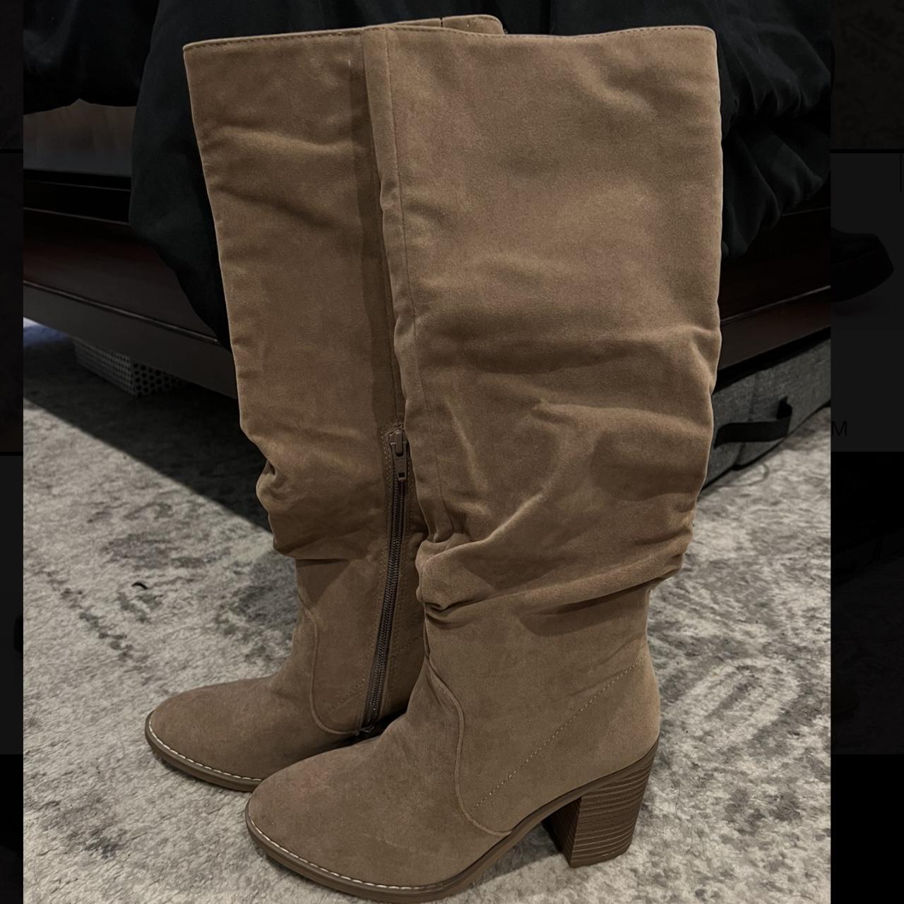 Universal thread (Target brand) boots Size: 7... - Depop