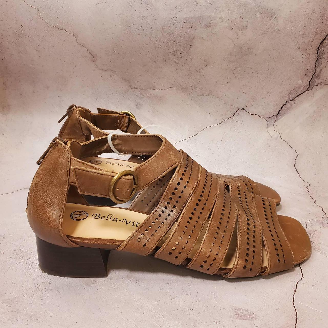 Bella Vita Women's Brown Sandals | Depop