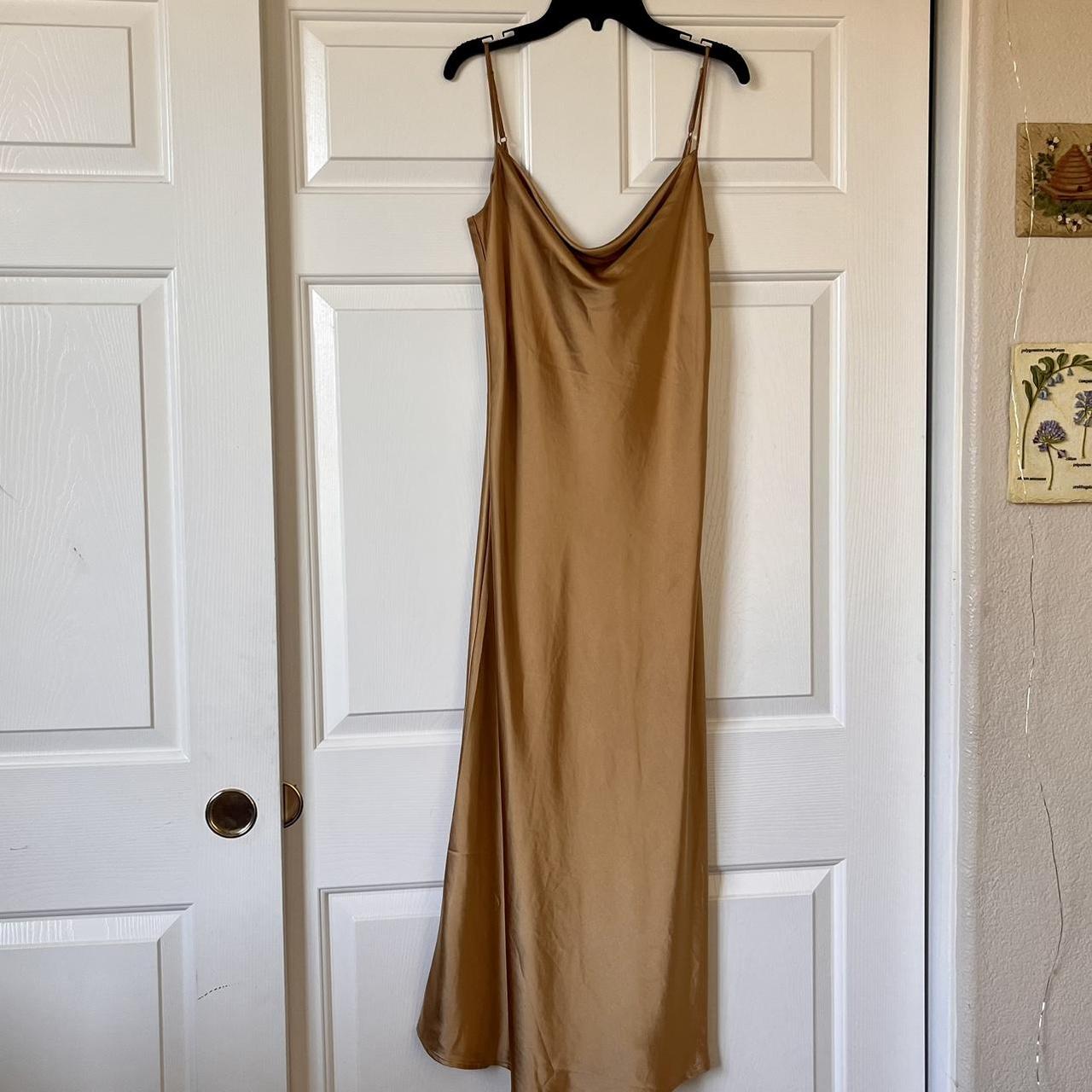 Look elegant and royal in this Cmeo Collective gold... - Depop