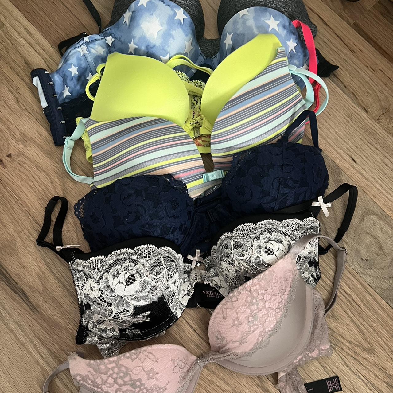 Victoria's Secret Women's Multi Bra | Depop