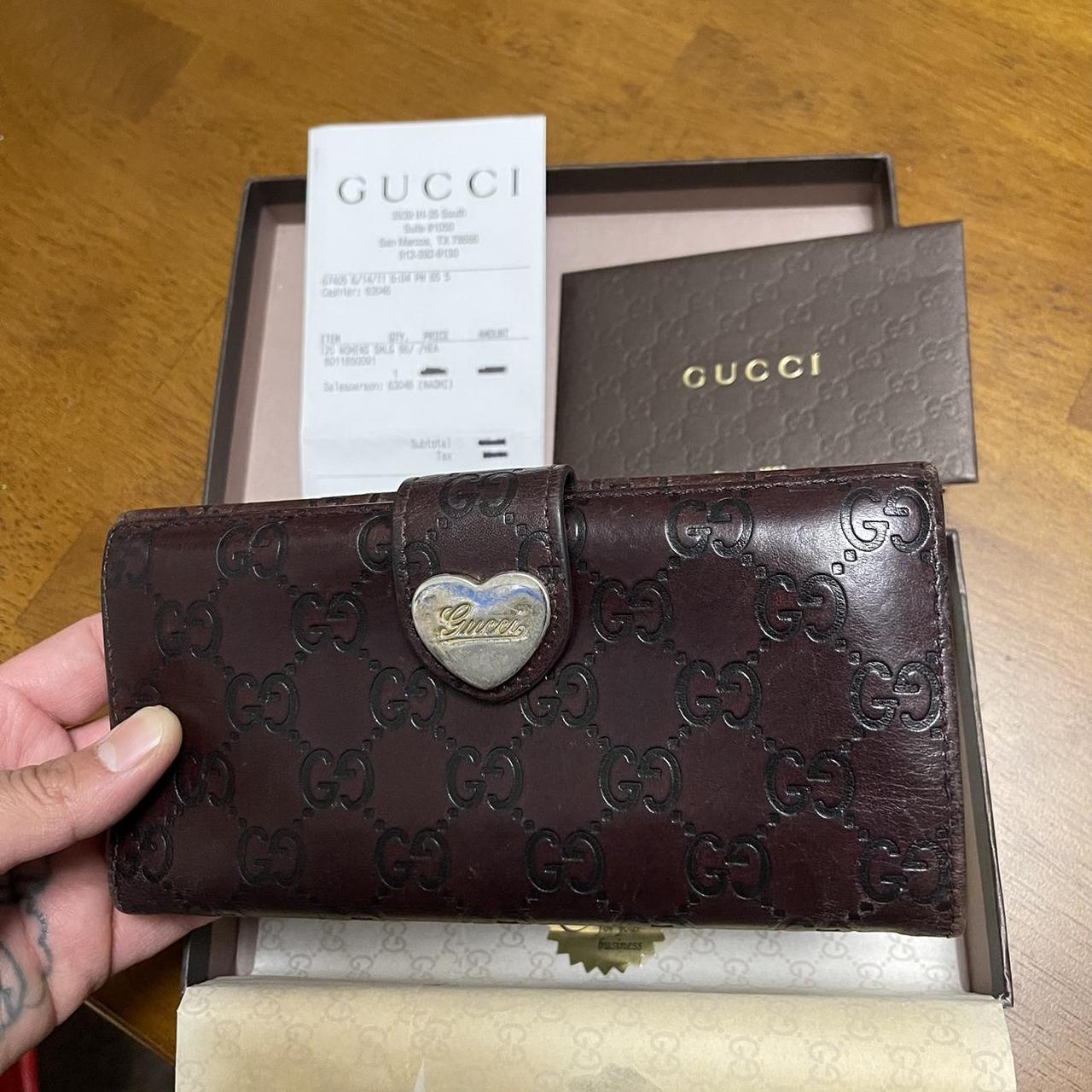 Gold heart Gucci wallet , it’s used but clean and... - Depop