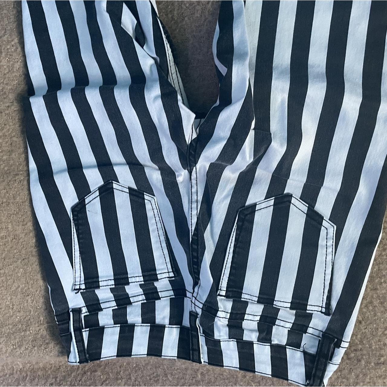 Hot Topic Women's Black and White Jeans | Depop