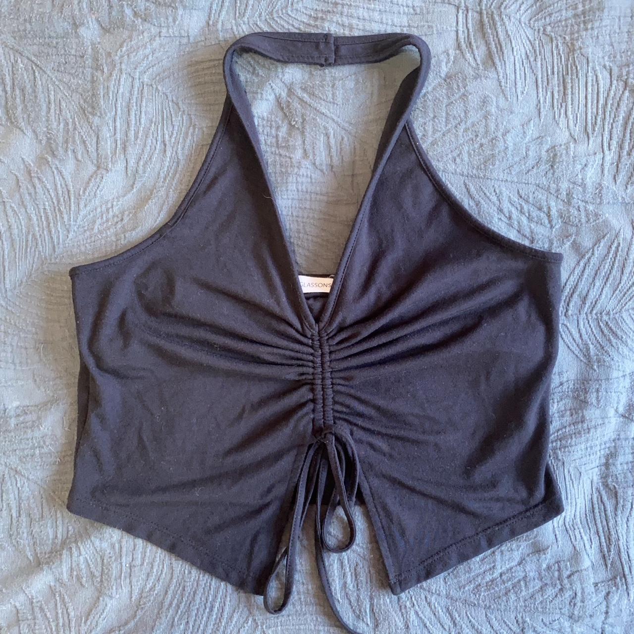 Glassons Halterneck top Size label missing but would... - Depop
