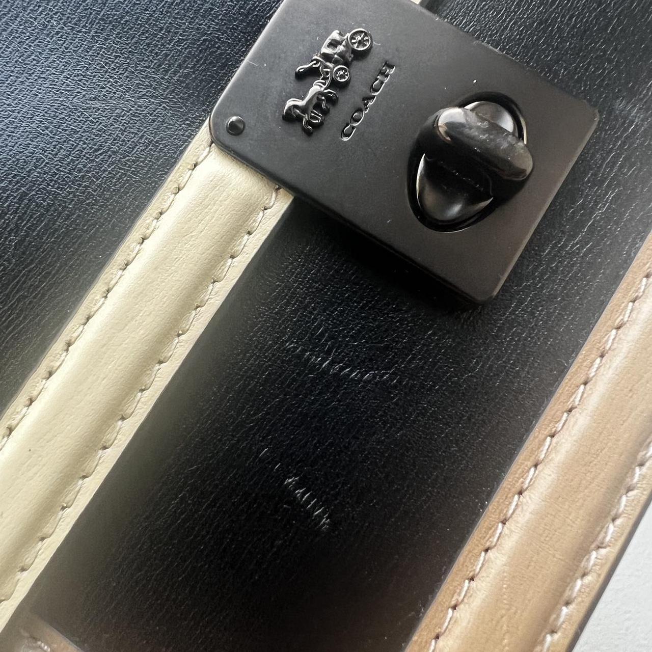 a MINI Coach Bum/Belt Bag It’s a MINI BAG!!! Got... - Depop