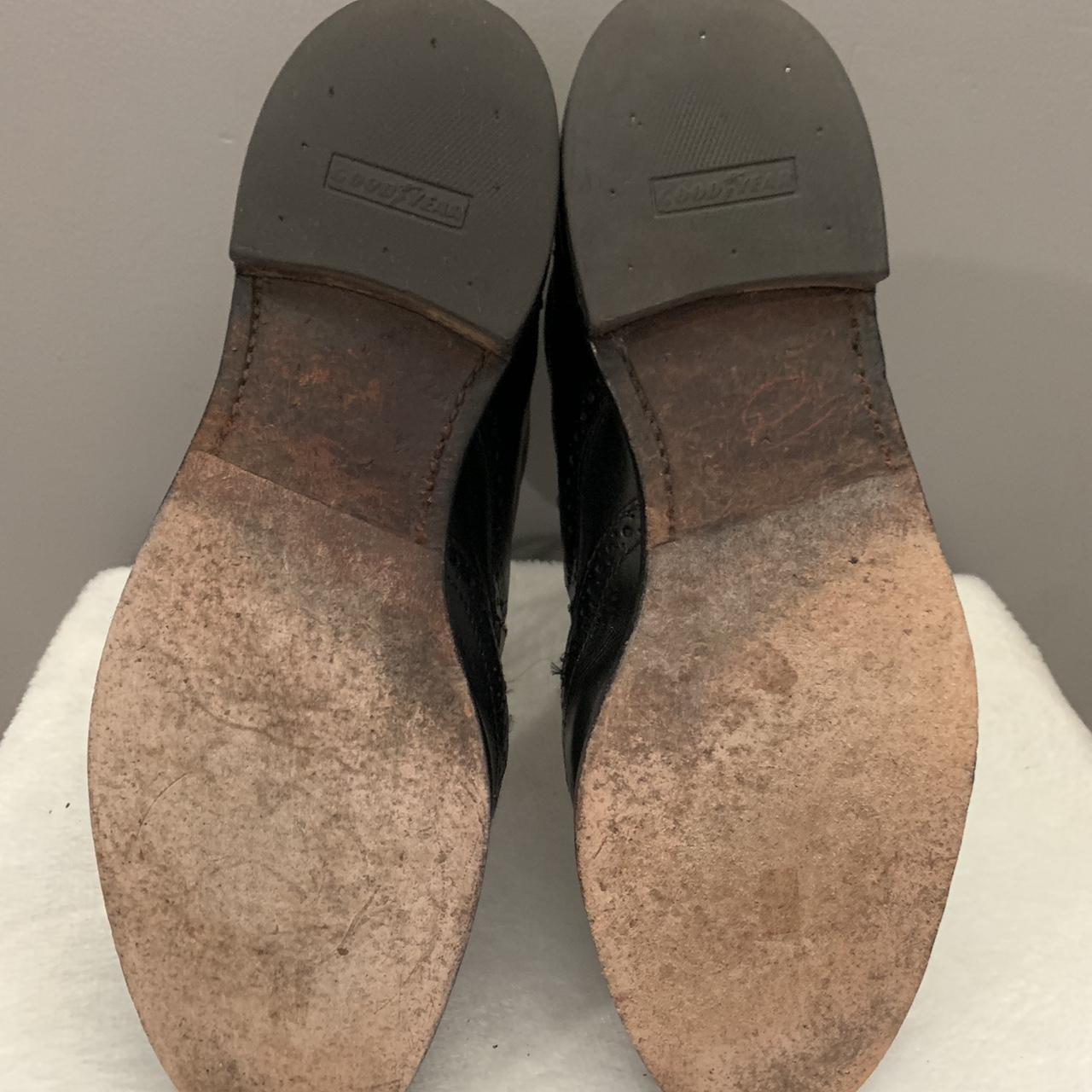 Allen Edmonds Dalton Black Leather Wingtip Dress... - Depop