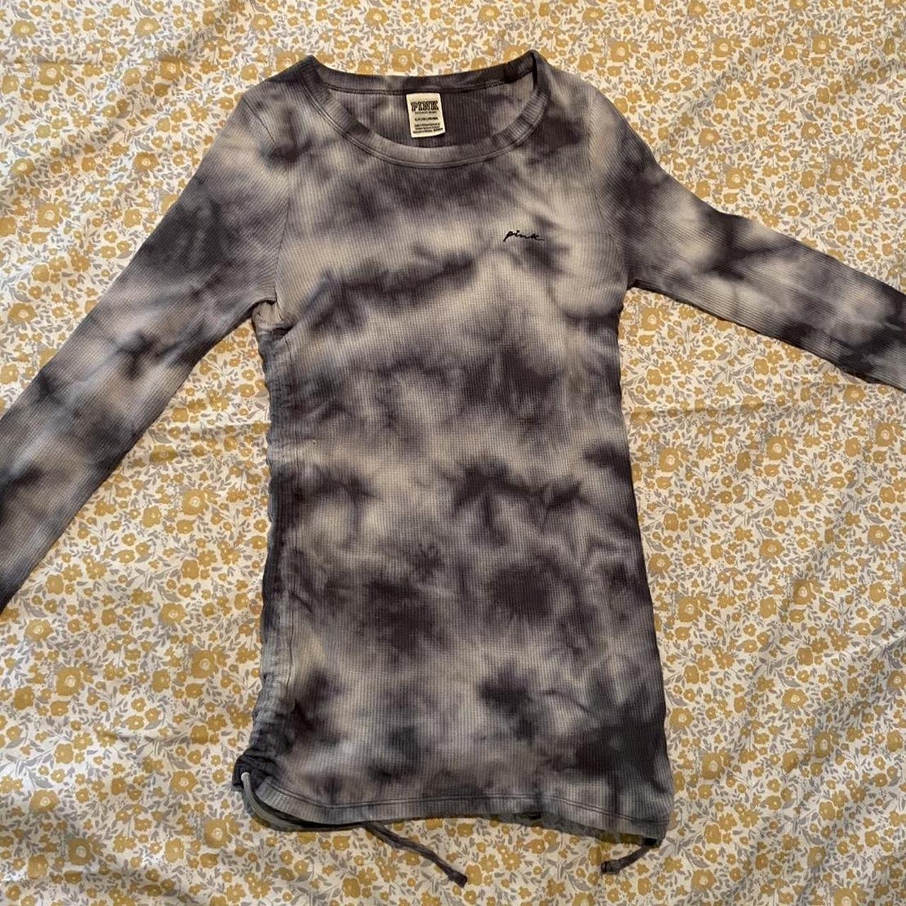 VS PINK TIE DYE RUCHED TOP🪩 Adorable tie dye ruched... - Depop