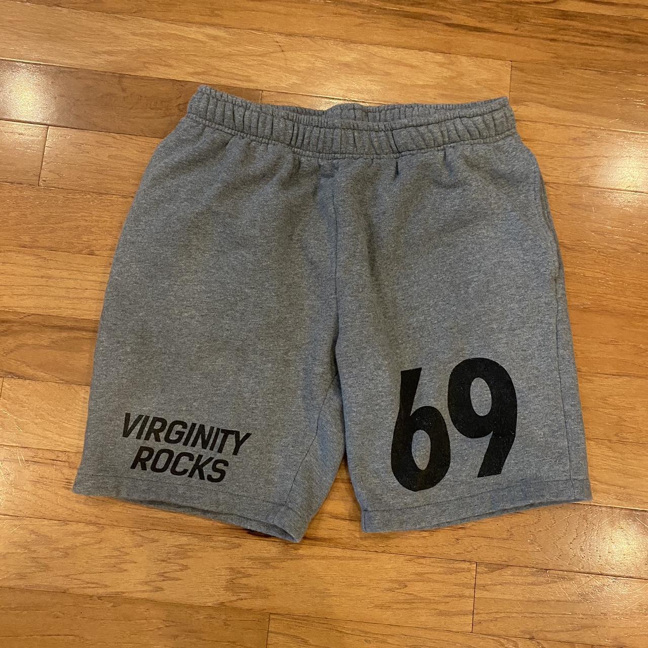 Danny Duncan shorts size L. Perfect conditon. Free... - Depop