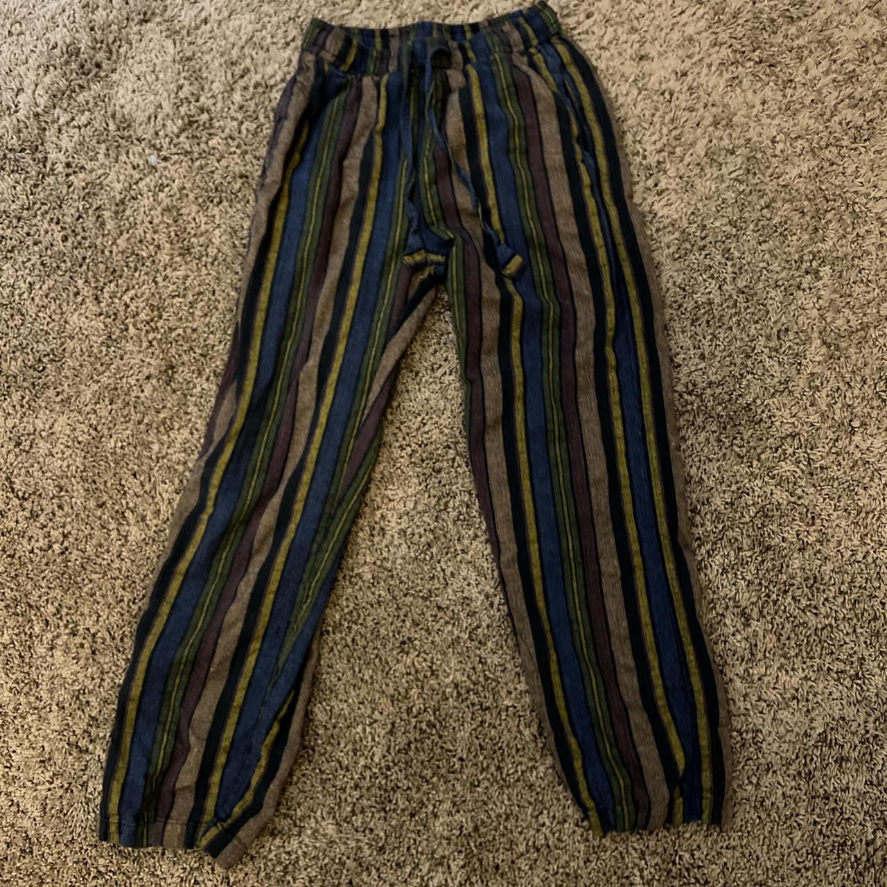 Earthbound pants size small New worn once... - Depop
