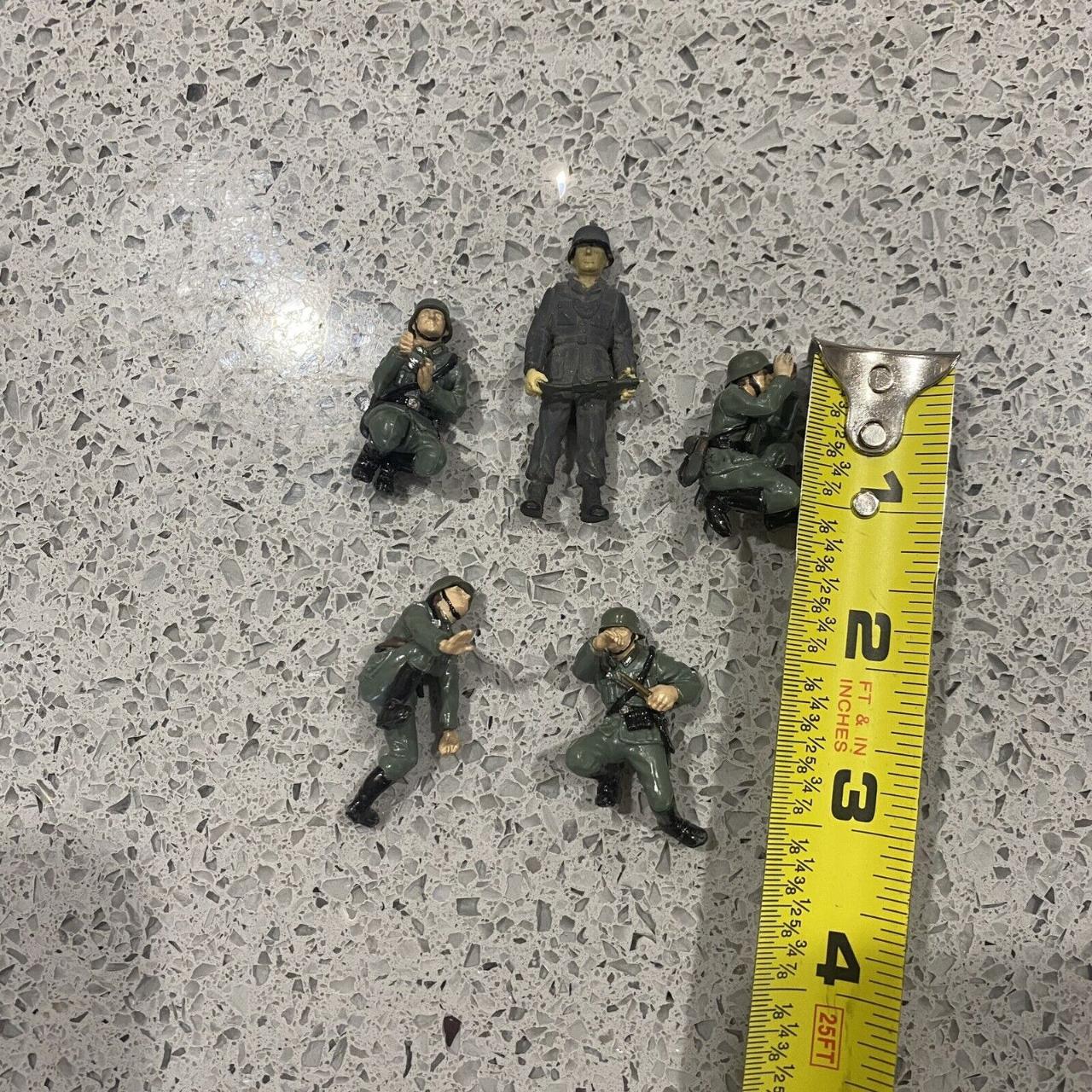 Vintage Mini Military Army Toy Figures Plus Box Of... - Depop