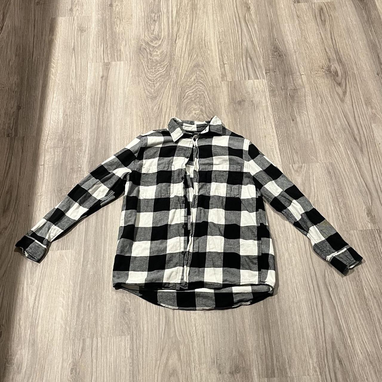 HNM Flannel Size Medium #hnm #vintage #summer - Depop
