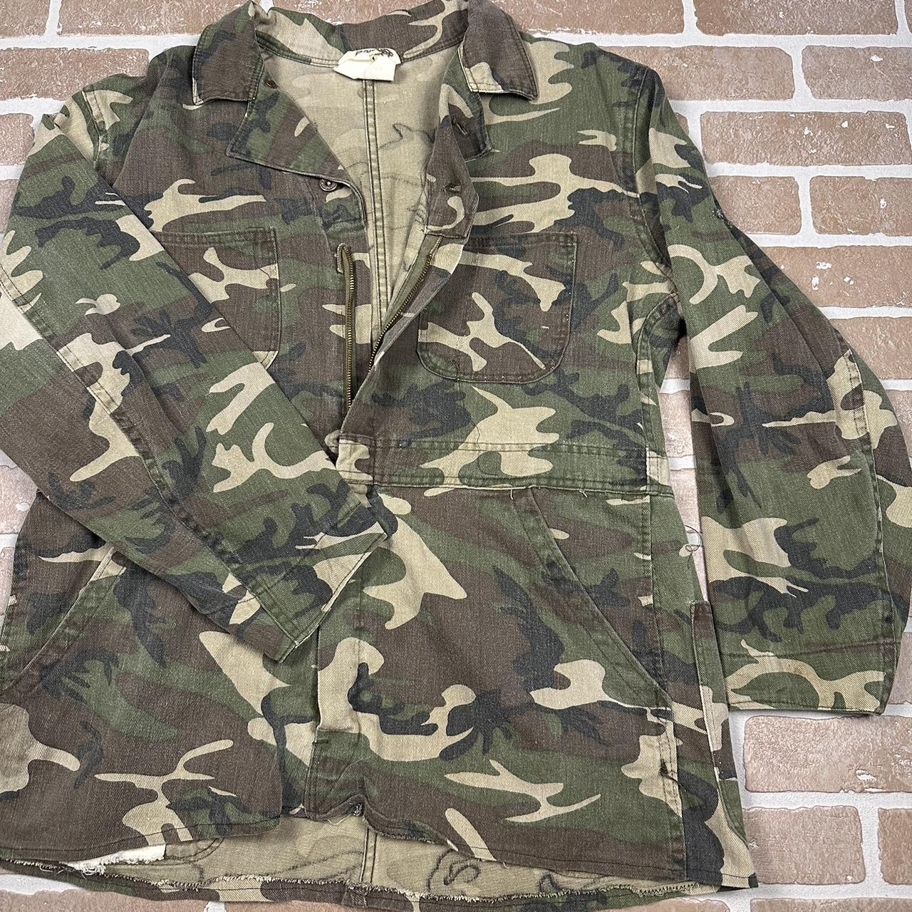 Vintage Ranger Made In USA Men's Large Camo Zip... - Depop