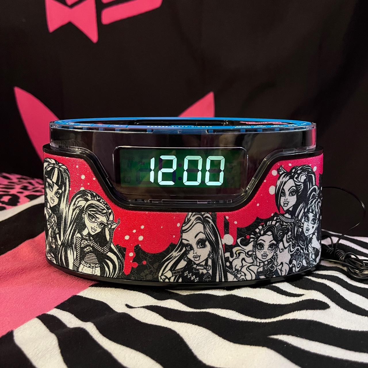 monster high alarm/clock - $6.19 shipping - from... - Depop