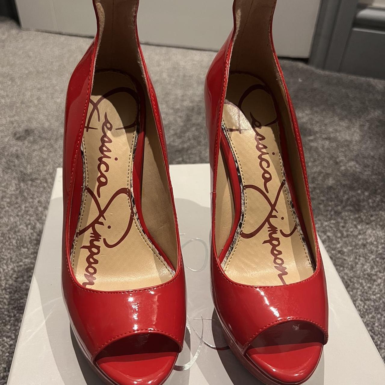 jessica simpson red patent heels comes with box - Depop