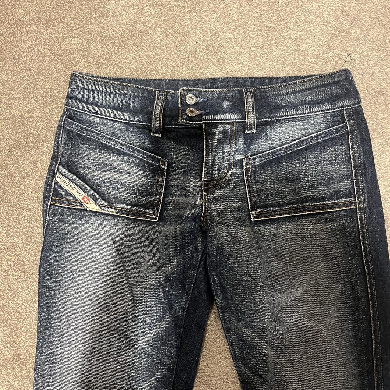 Vintage low rise Diesel jeans - size 6/8 (size 27) - Depop