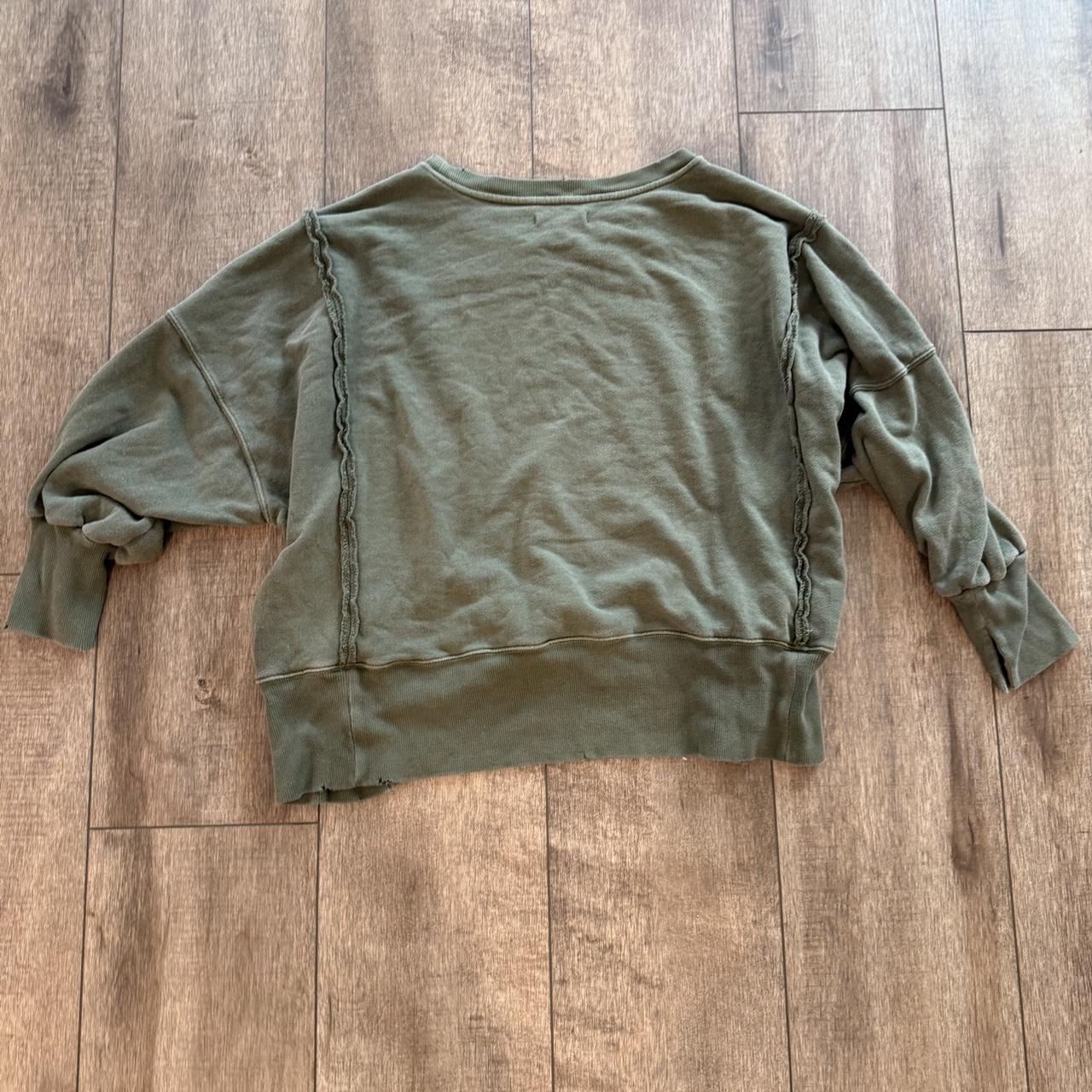 Free people crew neck green Size small #freepeople | Depop
