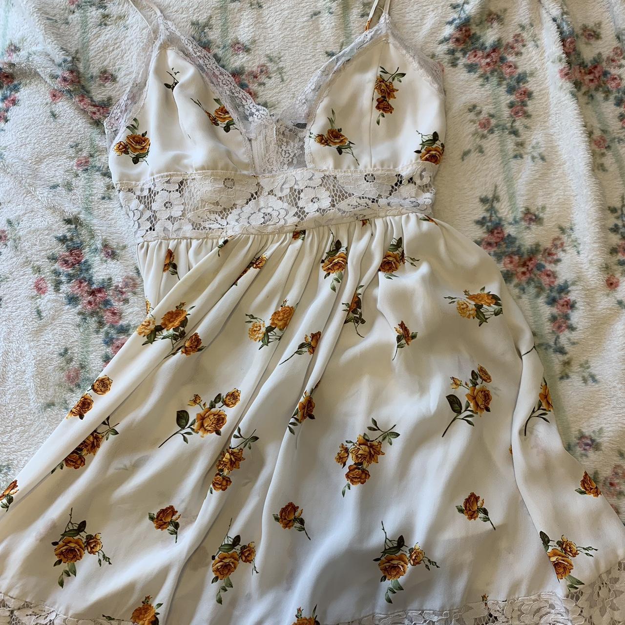 forever 21 floral maxi dress this dress is literally... - Depop