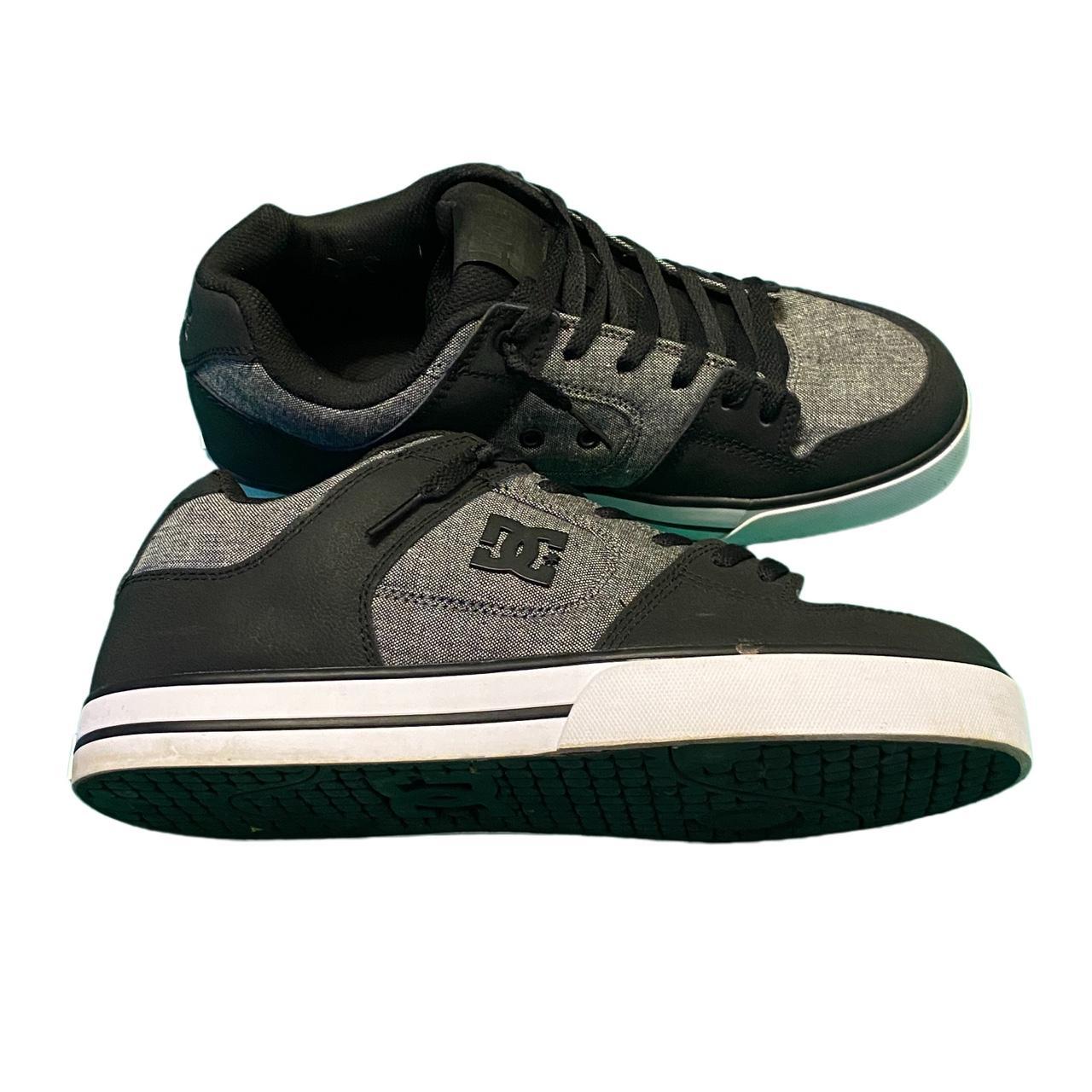 DC Shoes Men's Trainers | Depop
