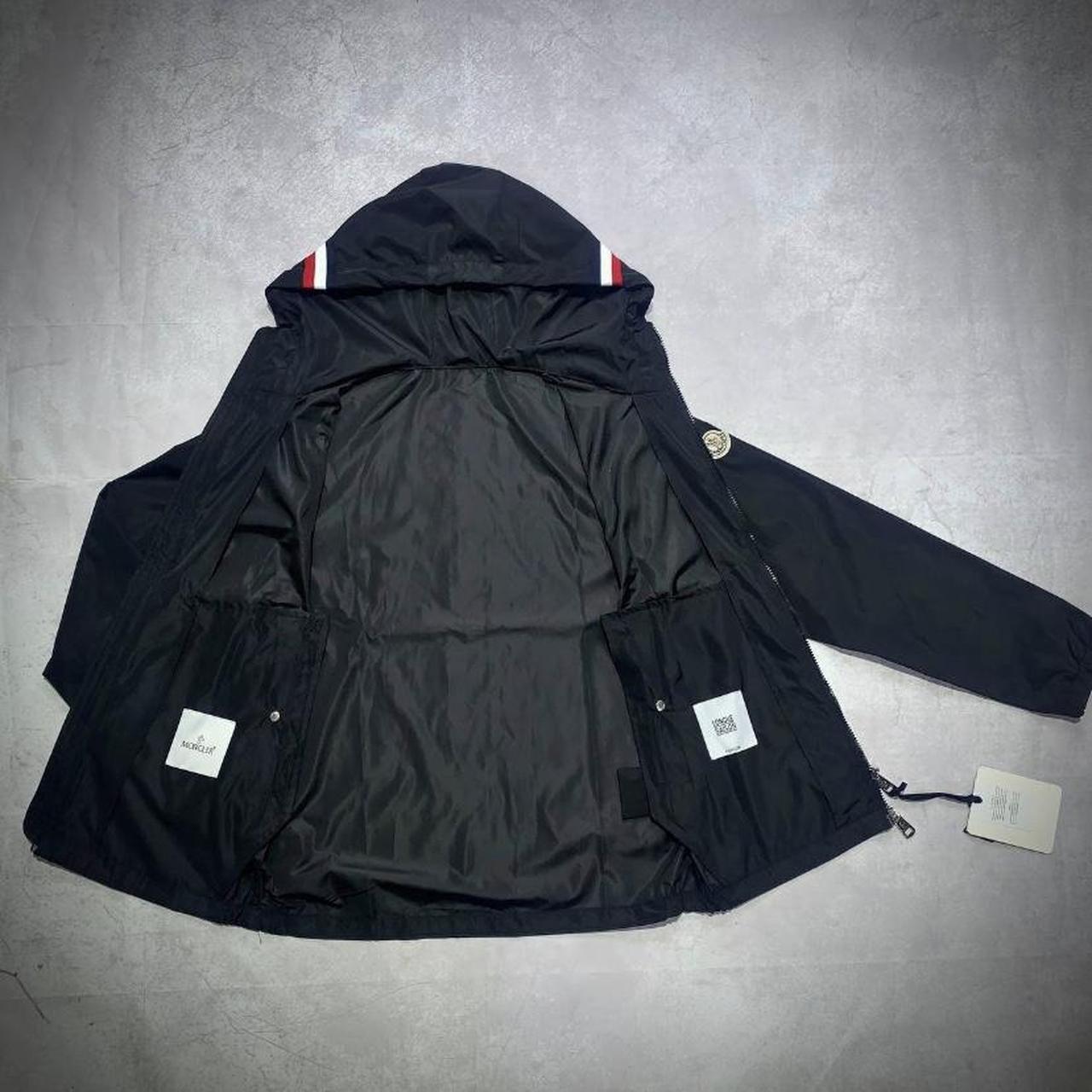 Moncler Grimpeurs Windbreaker - Depop