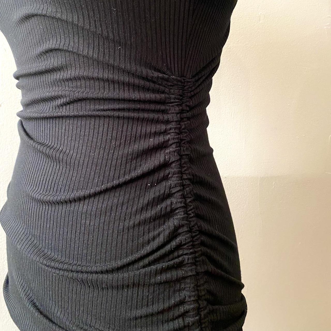 Cute Simple Black Scrunched Dress🖤 Size:... - Depop