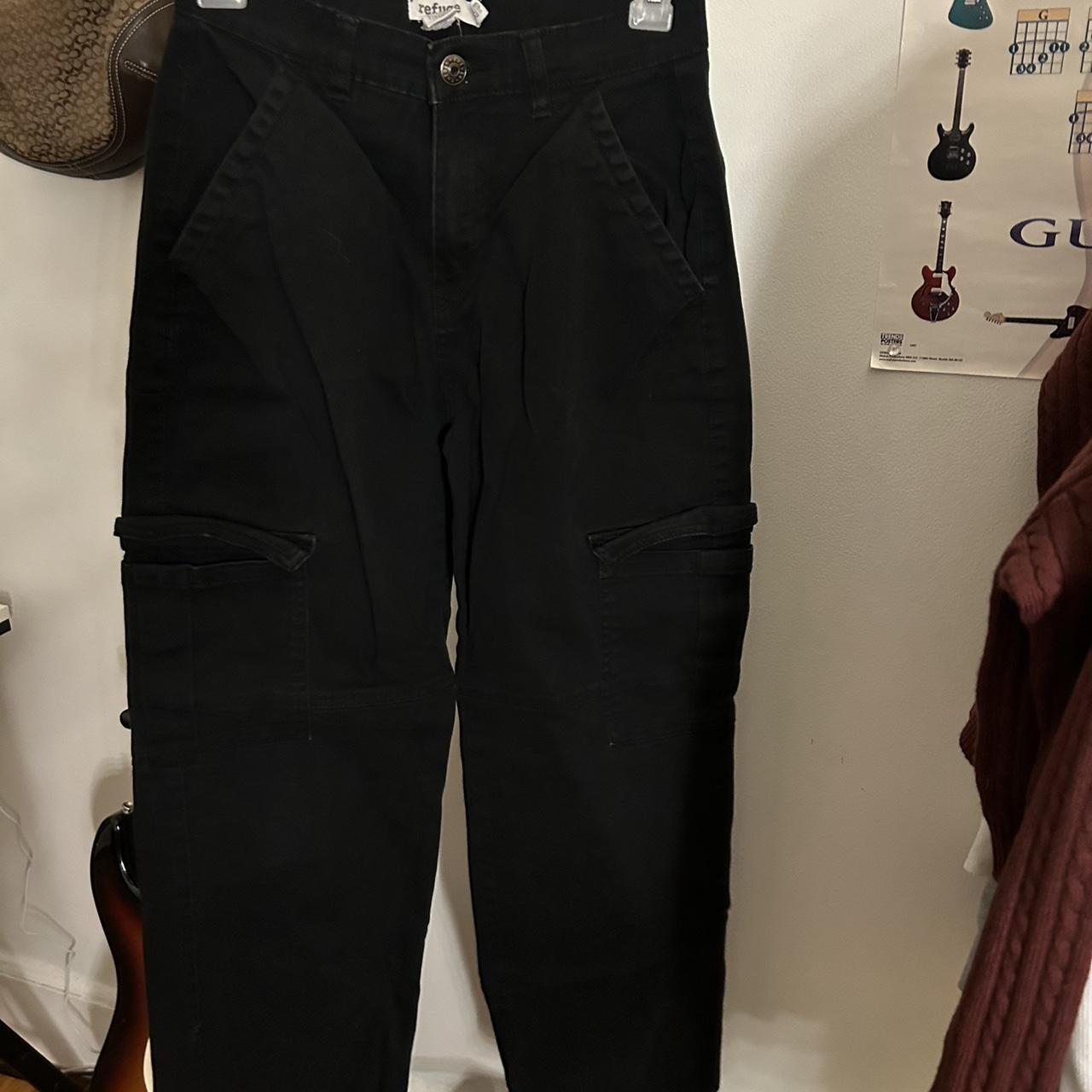 woman’s oversized straight cargo - Depop