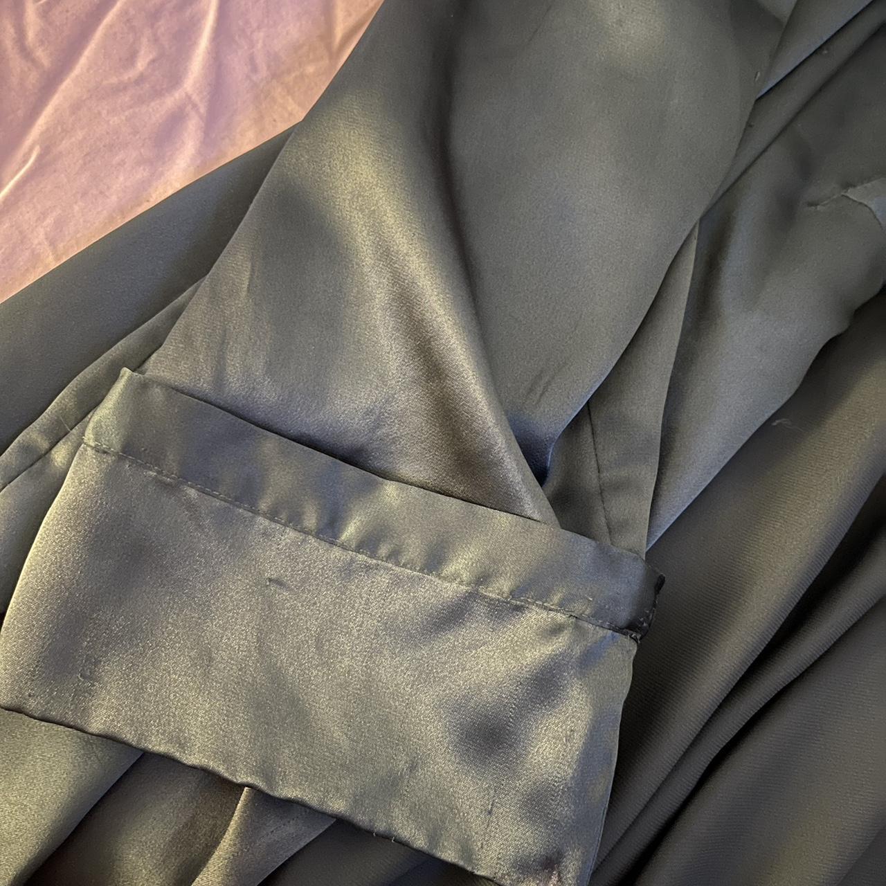 Green vintage Victoria secret silk robe A few flaws... - Depop