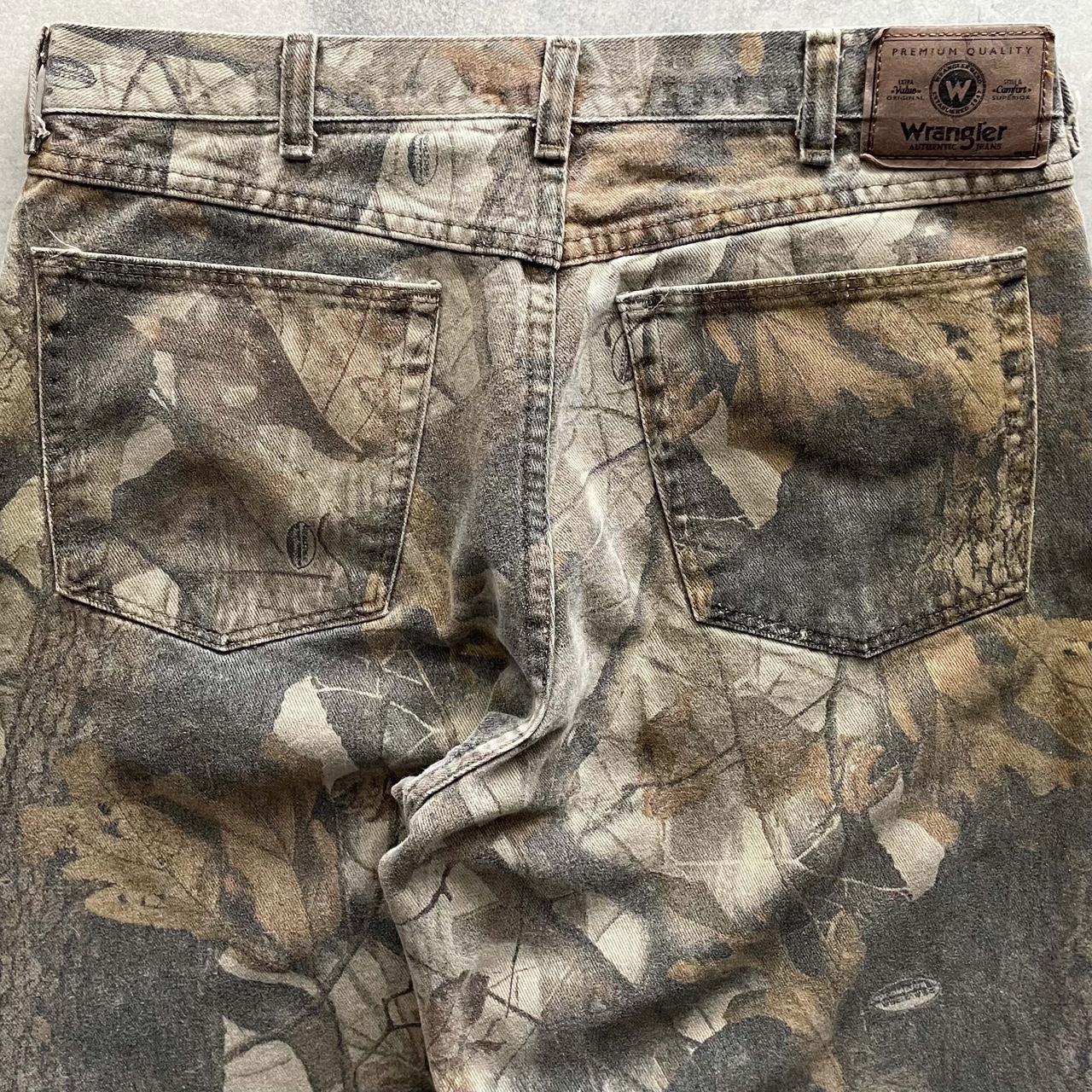 Vintage 90's Wrangler Workwear Realtree Forest Camo... - Depop